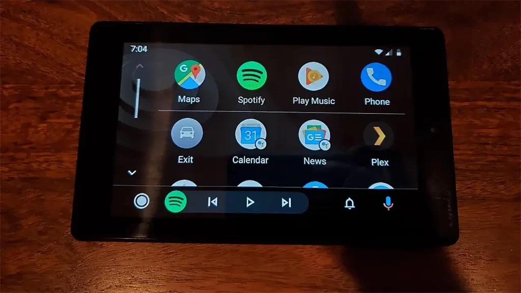 Kako pretvoriti stari Android tablet u Android Auto ekran za automobil